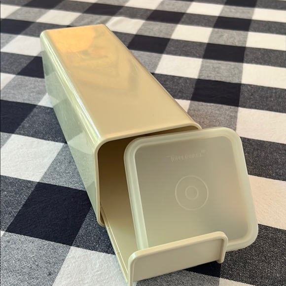 Tupperware | Kitchen | Vintage Tupperware Velveeta Block Cheese Keeper ...